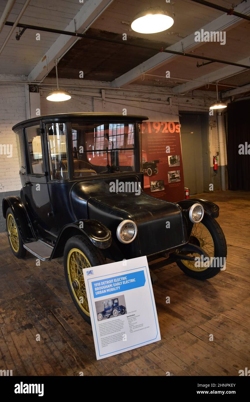 The 1904 Ford Piquette Avenue Plant in the Milwaukee Junction area of ...