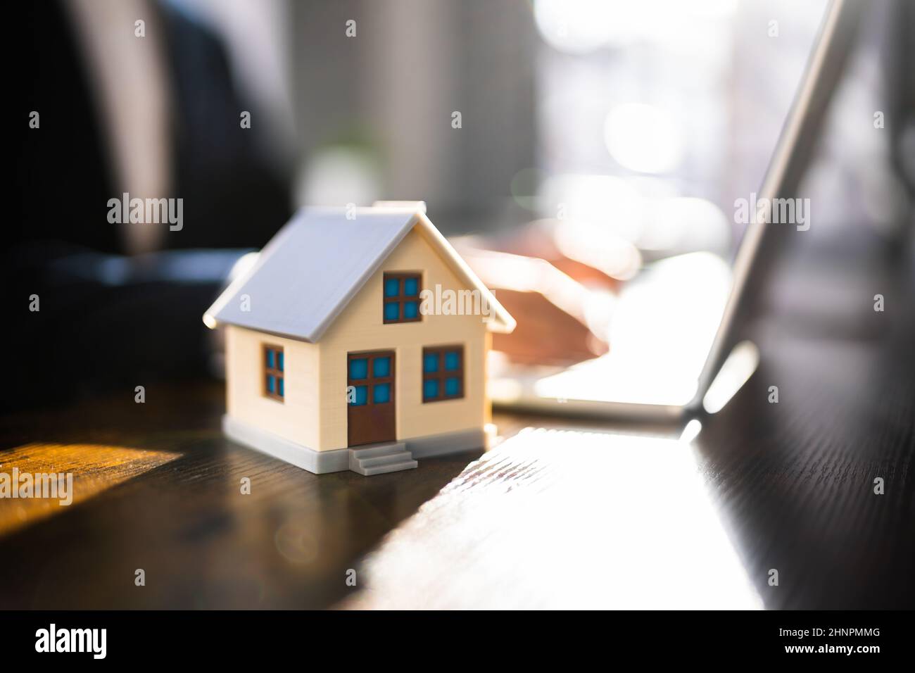 House rent computer hi-res stock photography and images - Alamy