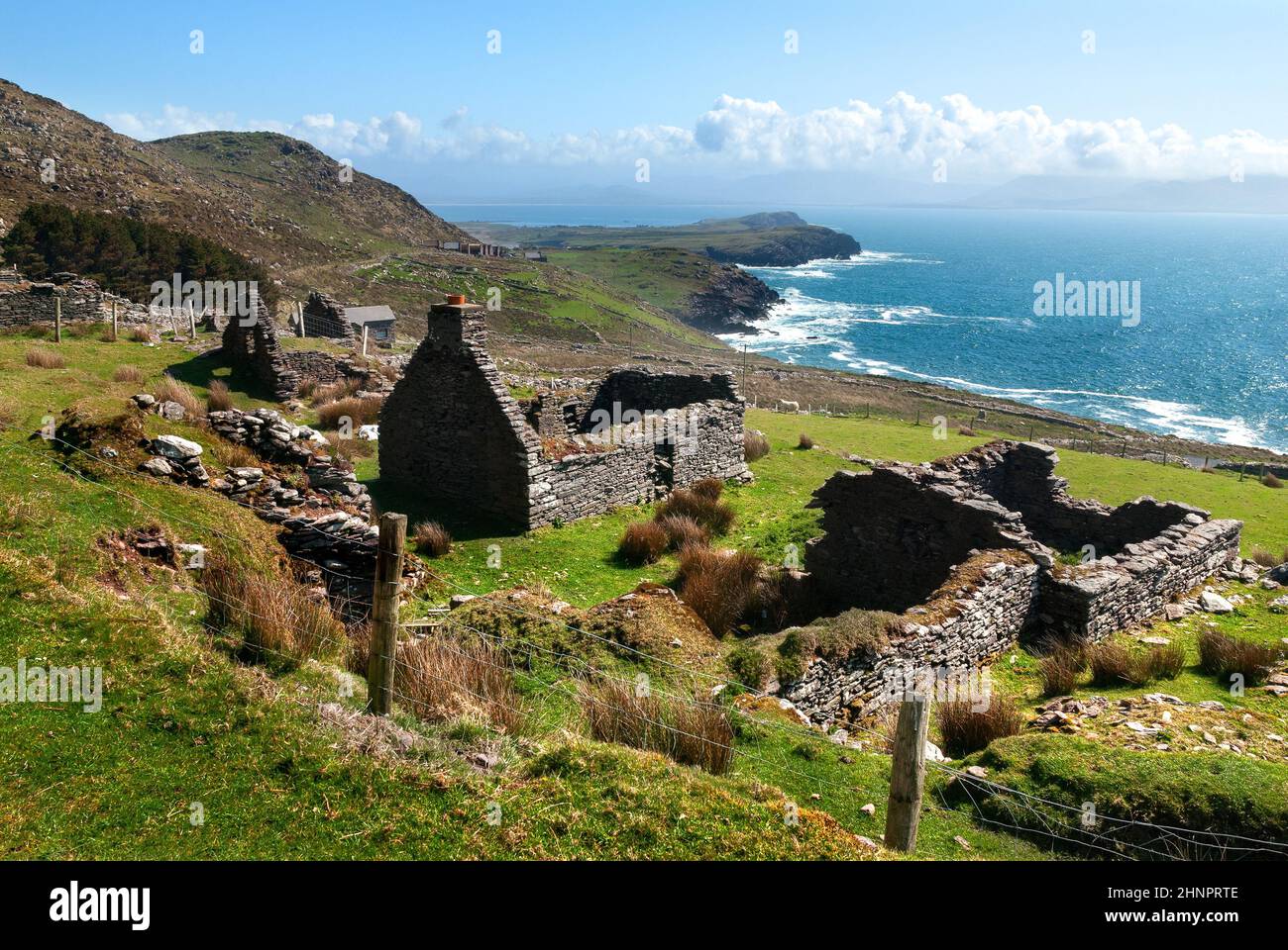 Old stone house in dingle hi-res stock photography and images - Alamy Old stone house in dingle hi-res stock photography and images - Alamy