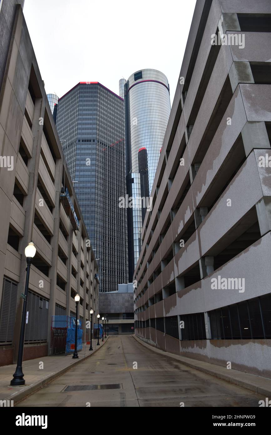 The General Motors HQ in the Renaissance Center and multi storey car ...
