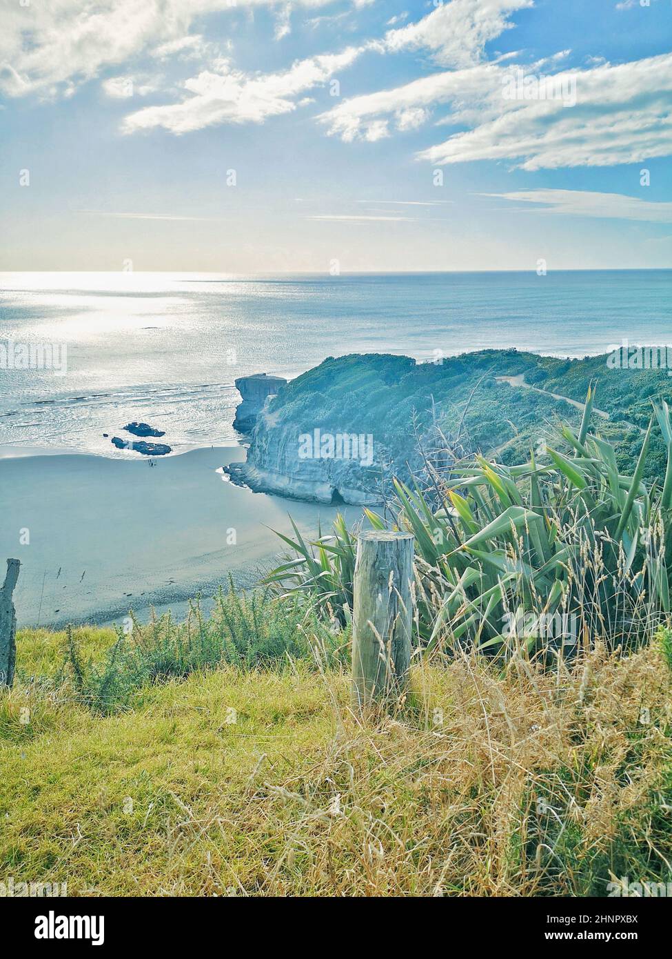 Beautiful shot of a seascape taken in Maukatia Bay, Muriwai, Auckland ...