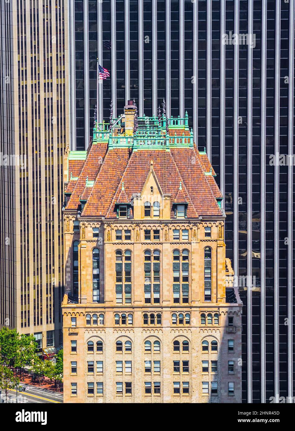 Historic skyscraper architecture hi-res stock photography and images ...