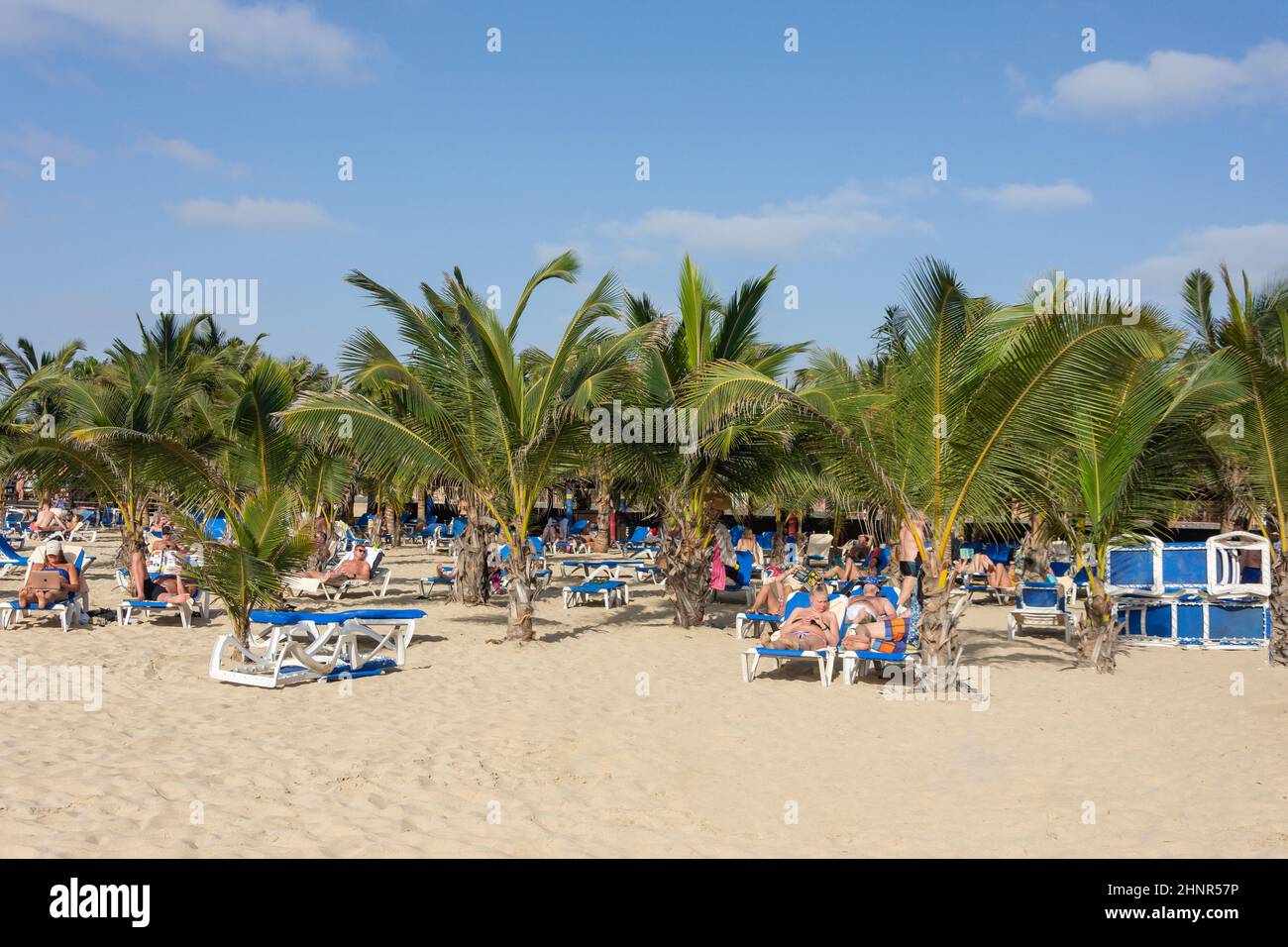 Beach view, Rui Funana Hotel, Santa Maria, Sal, República de Cabo (Cape ...