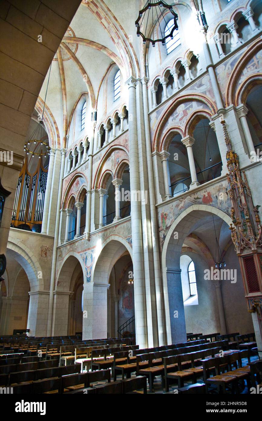 Gothic dome hi-res stock photography and images - Alamy