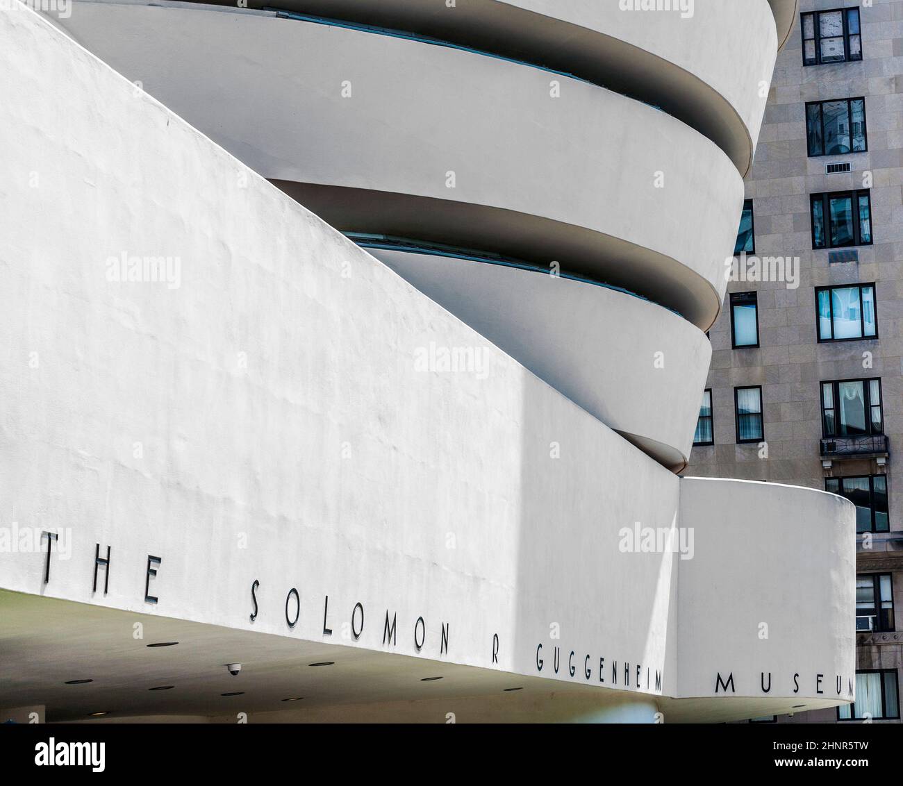 Guggenheim museum new york stairs hi-res stock photography and images ...