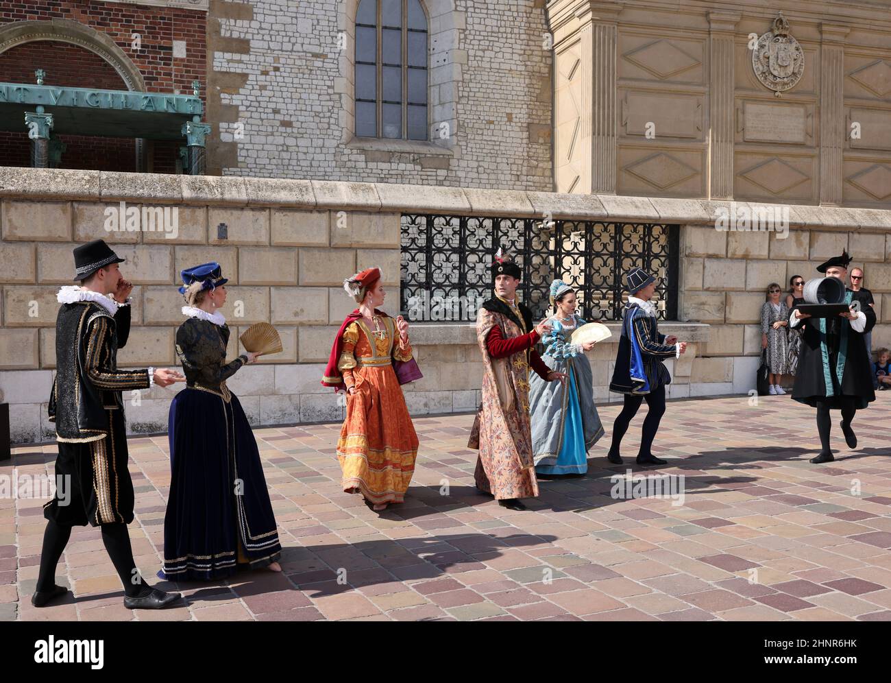 Dancing ballet hi-res stock photography and images - Alamy