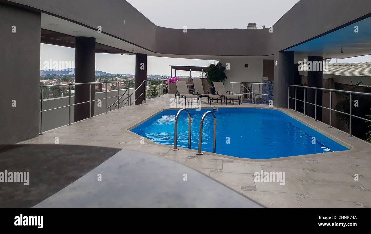 No People Rooftop Swimming Pool Stock Photo - Alamy