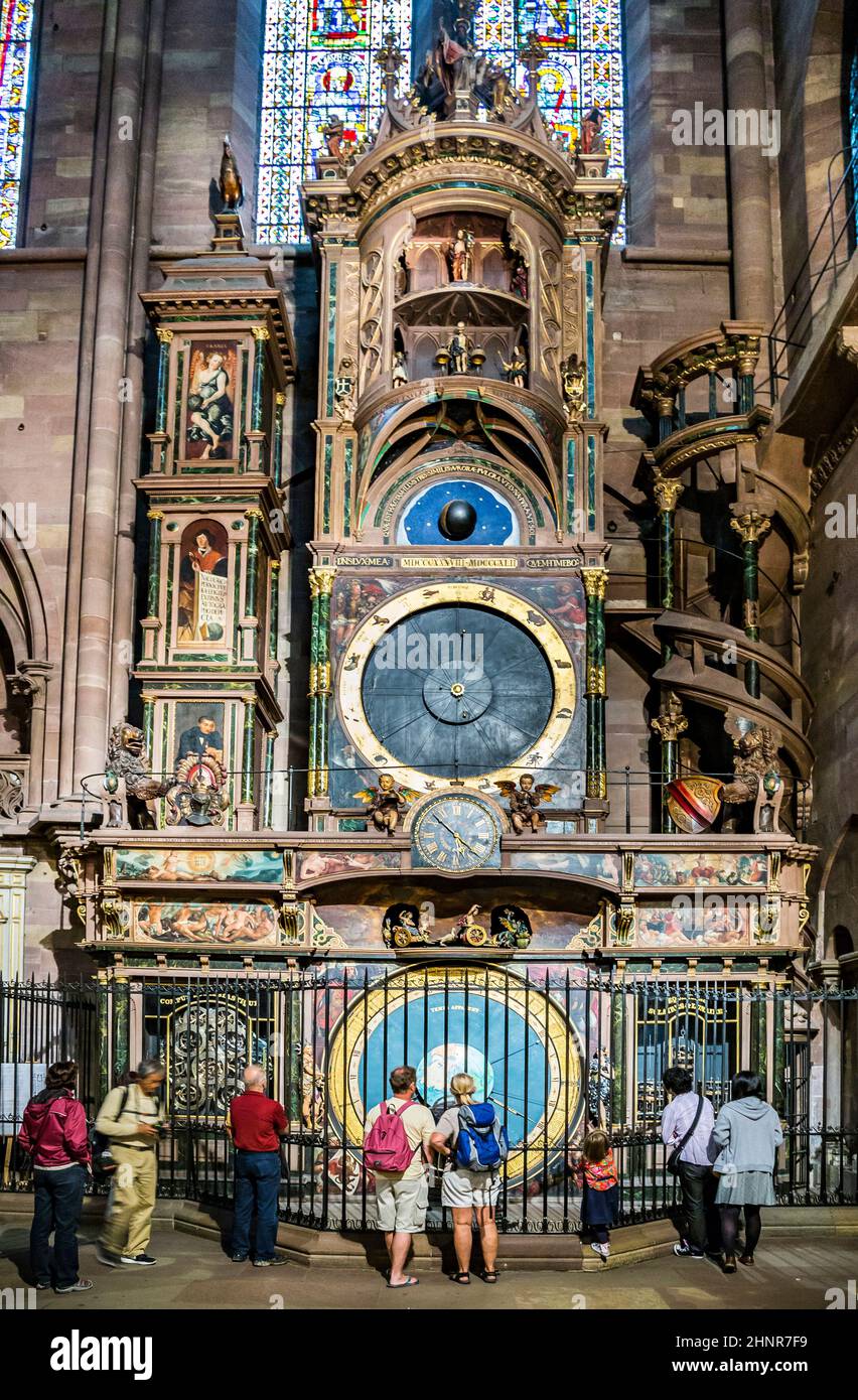 Horloge de strasbourg hi-res stock photography and images - Alamy
