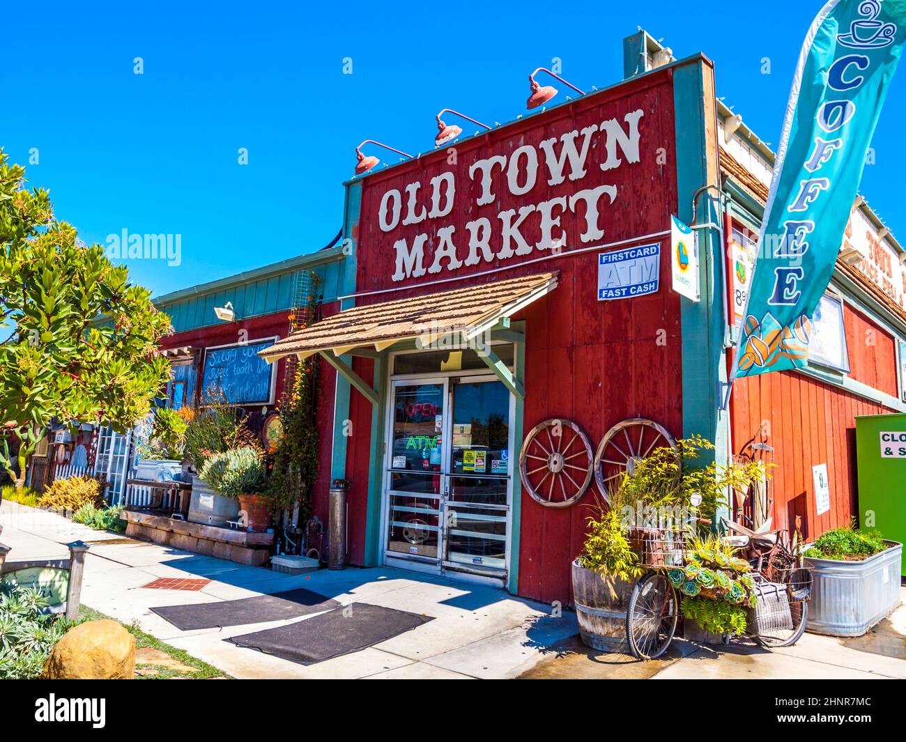 Market at the beach hi-res stock photography and images - Alamy