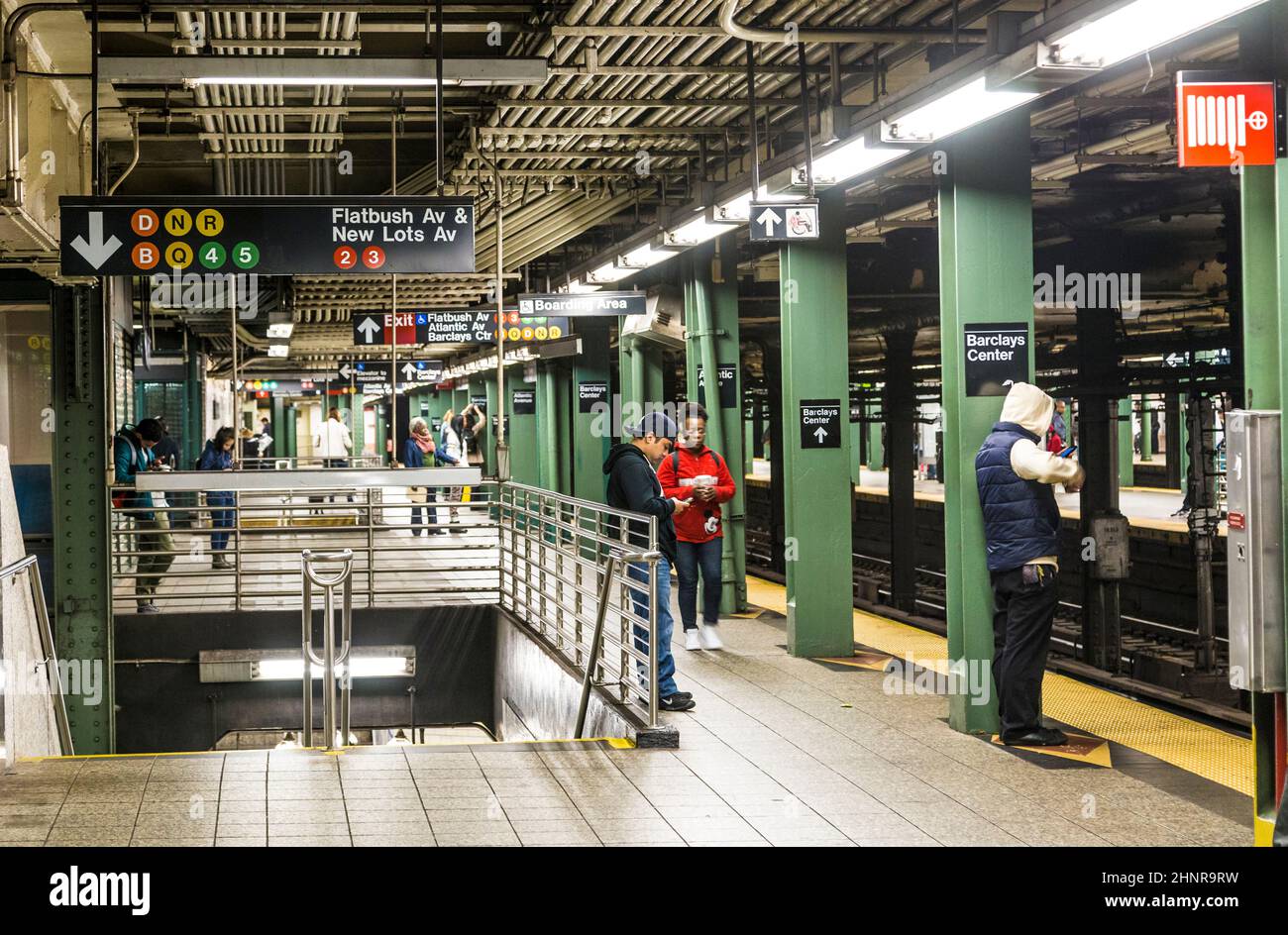 Old brooklyn subway station brooklyn hi-res stock photography and ...