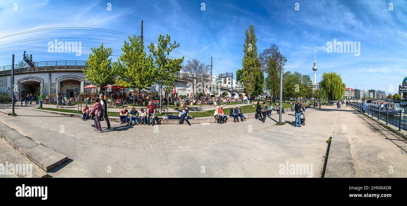 Enjoy summer have fun hi-res stock photography and images - Alamy