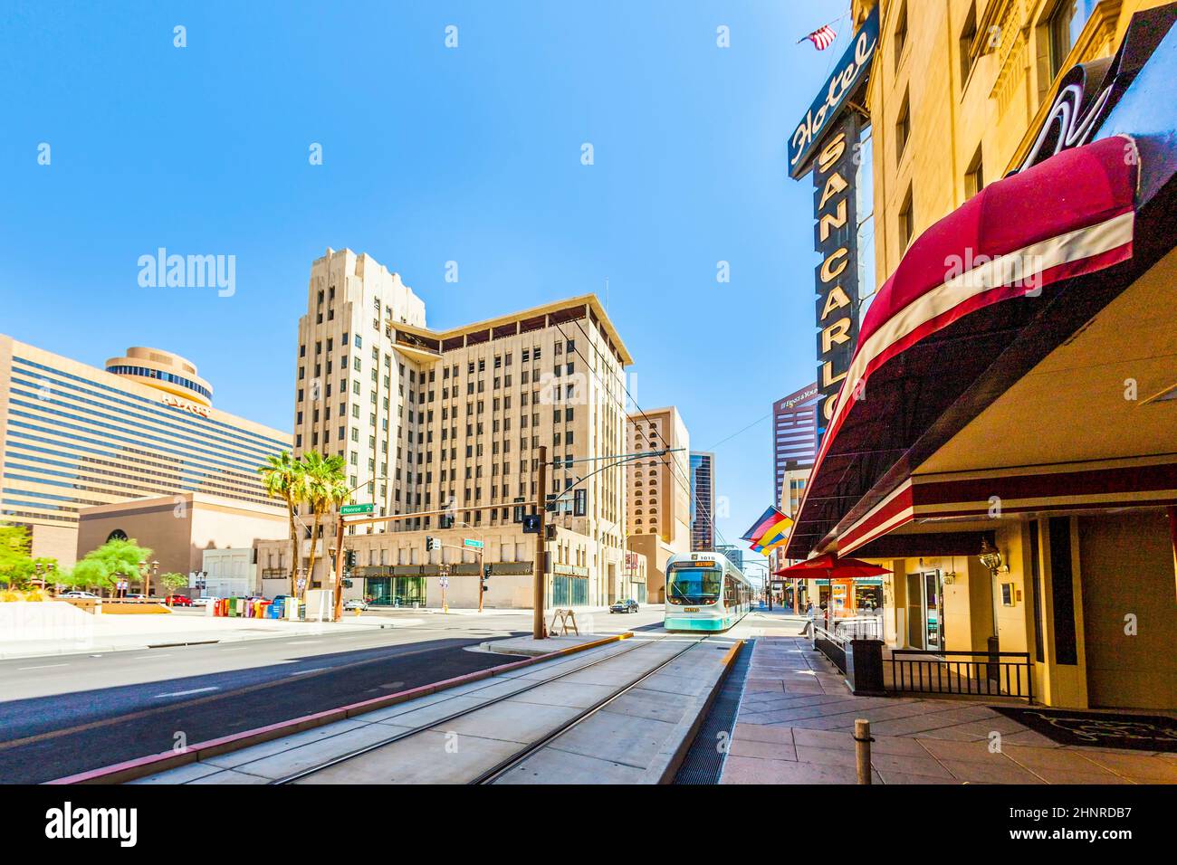 Street light and blue sky in phoenix hi-res stock photography and ...