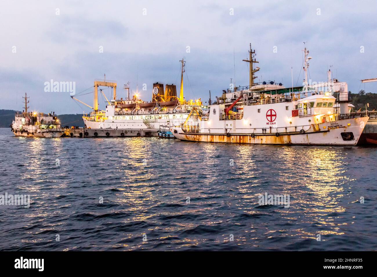 Ferries islands hi-res stock photography and images - Alamy