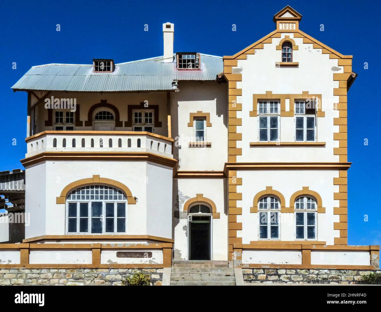 Ghost town Kolmanskop, Namibia desert Stock Photo - Alamy