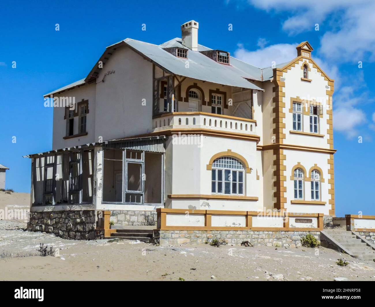 Ghost town Kolmanskop, Namibia desert Stock Photo - Alamy