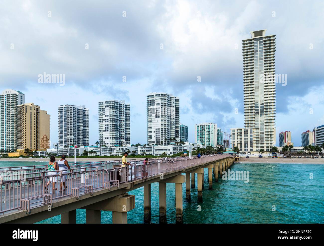 Miami beach pier hi-res stock photography and images - Alamy