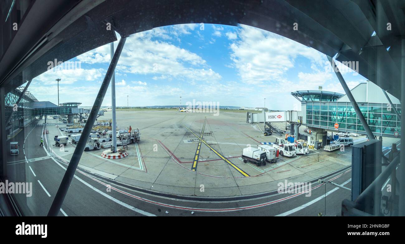 Marseille airport hi-res stock photography and images - Alamy