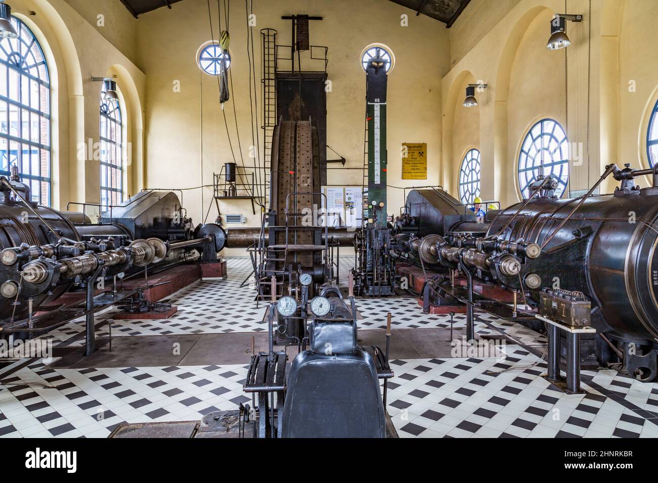 Machine building hi-res stock photography and images - Alamy