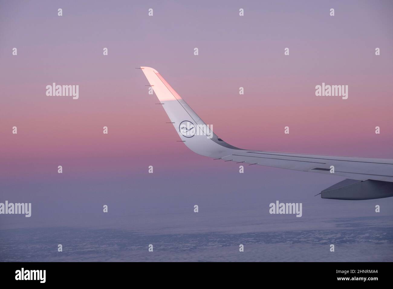 Sun wing hi-res stock photography and images - Alamy