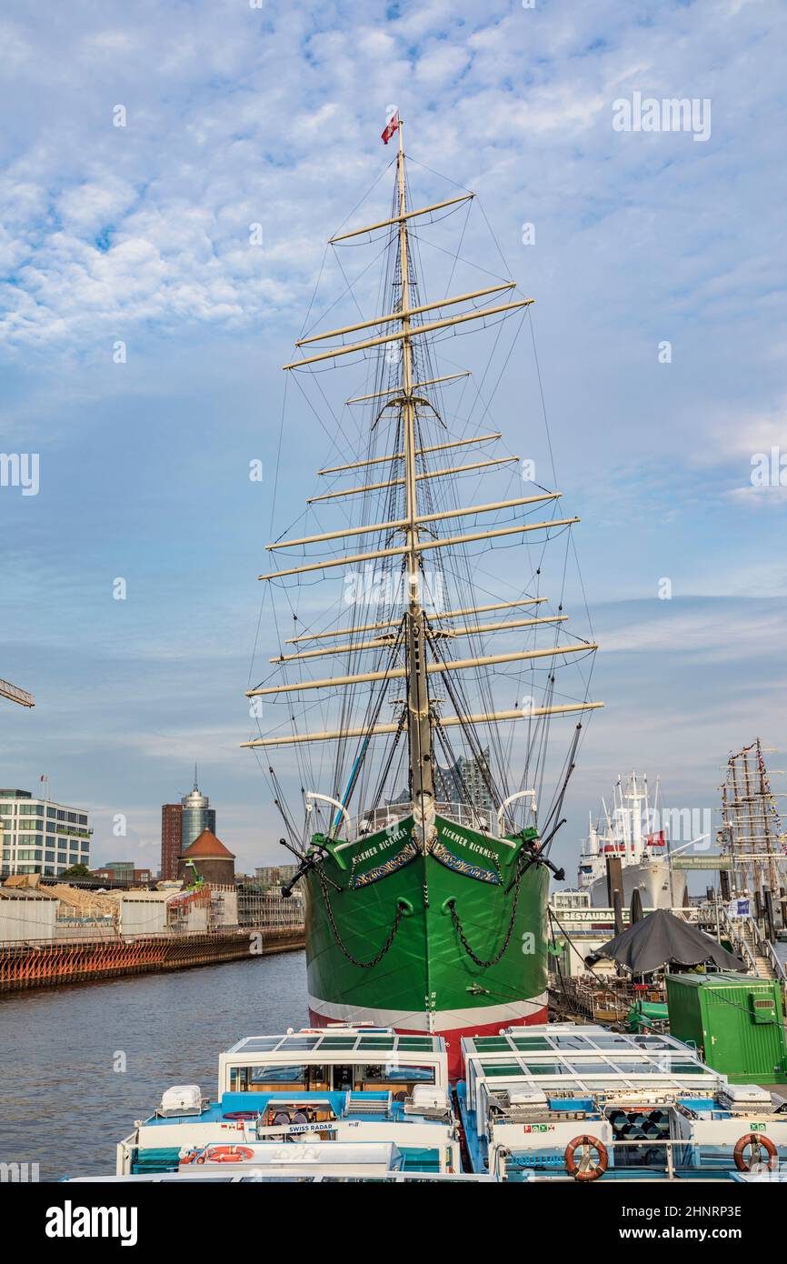 Historic rickmer rickmers hi-res stock photography and images - Alamy