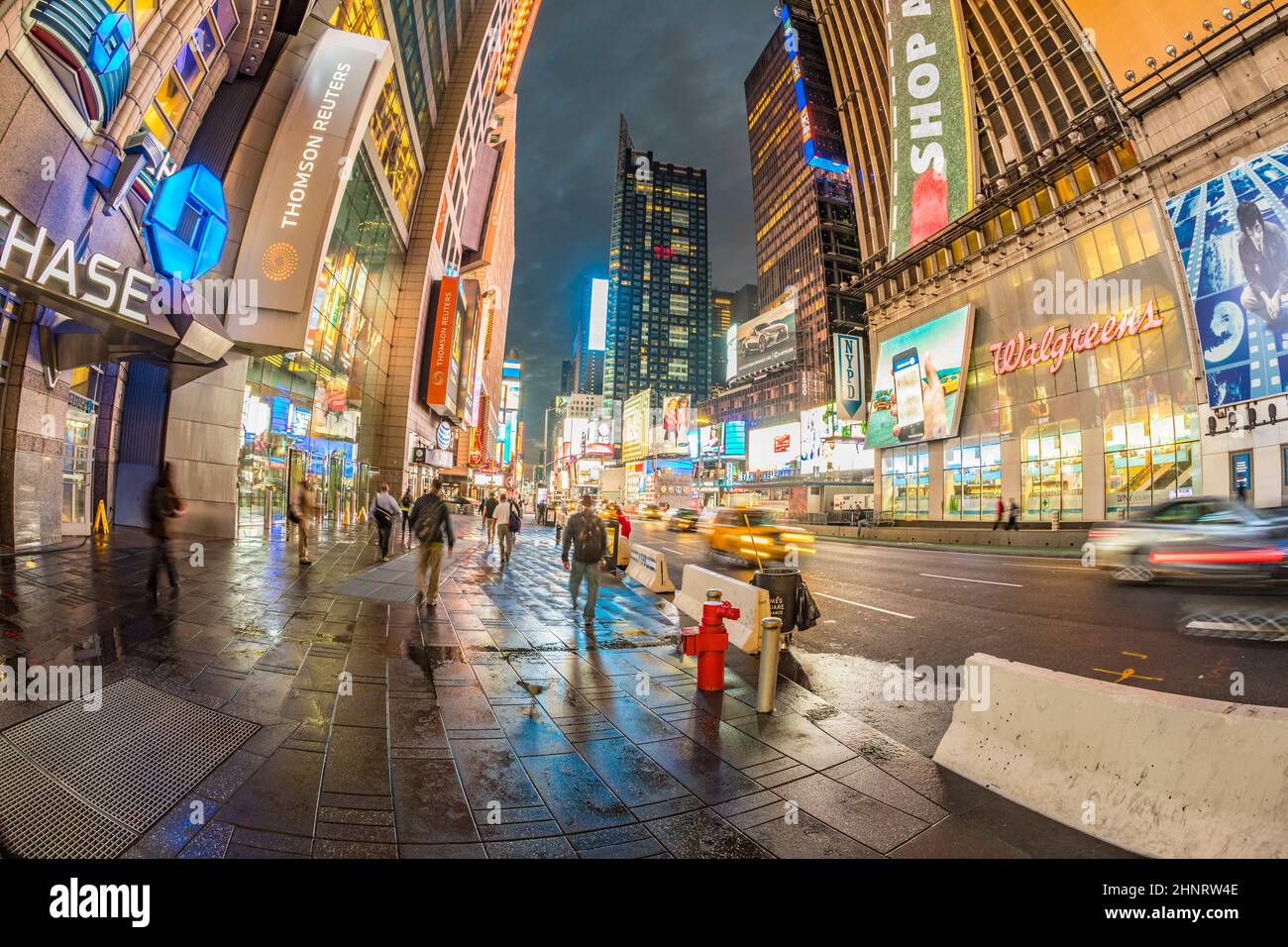 Early morning in times square hi-res stock photography and images - Alamy