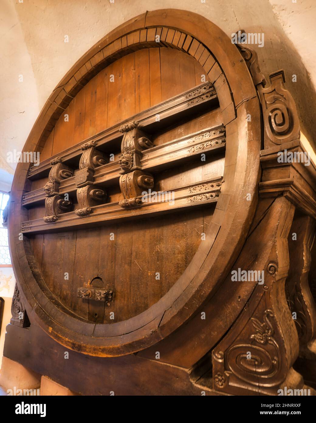 Barrel tower hi-res stock photography and images - Alamy