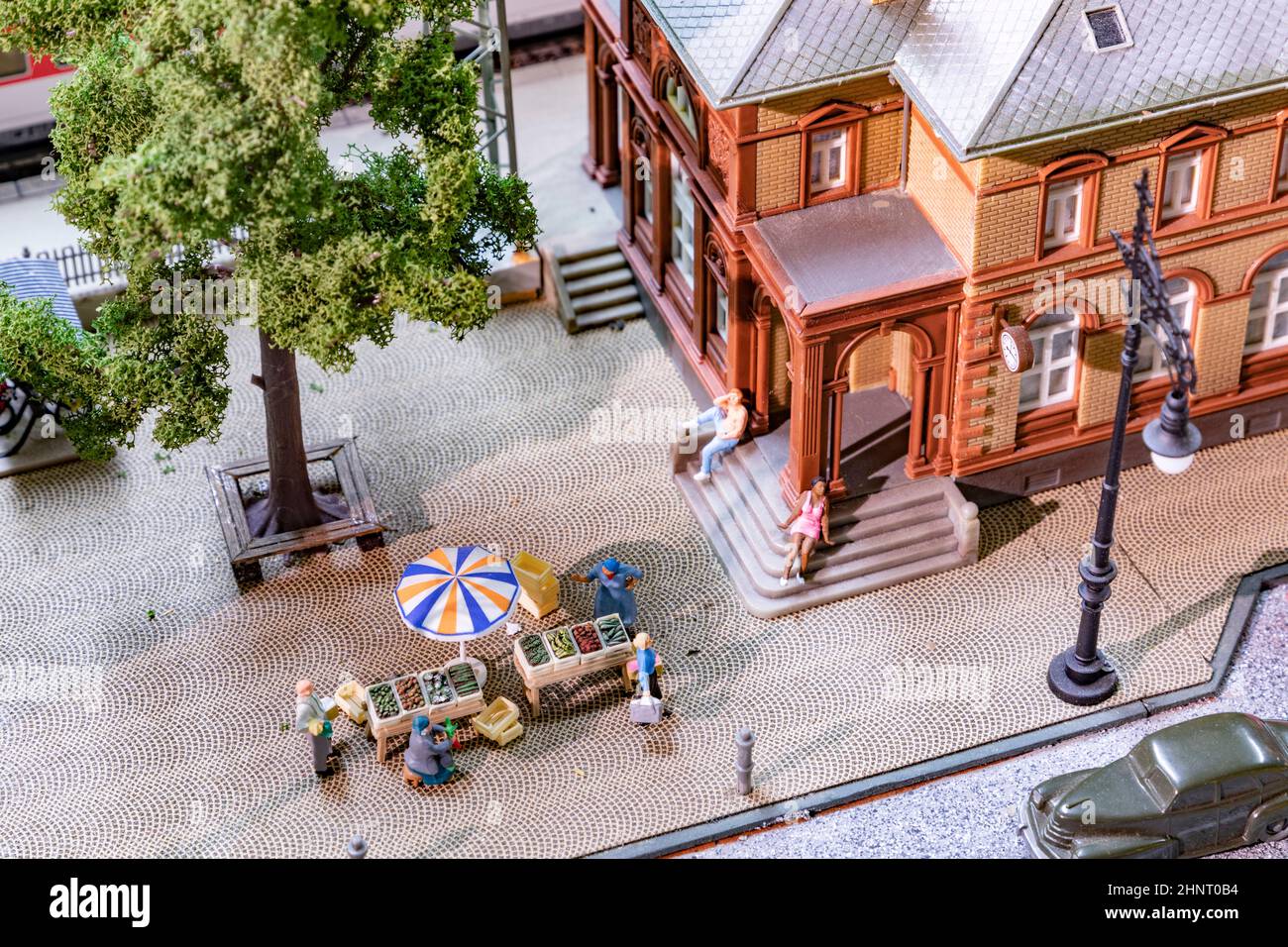 Plastic model people hi-res stock photography and images - Alamy