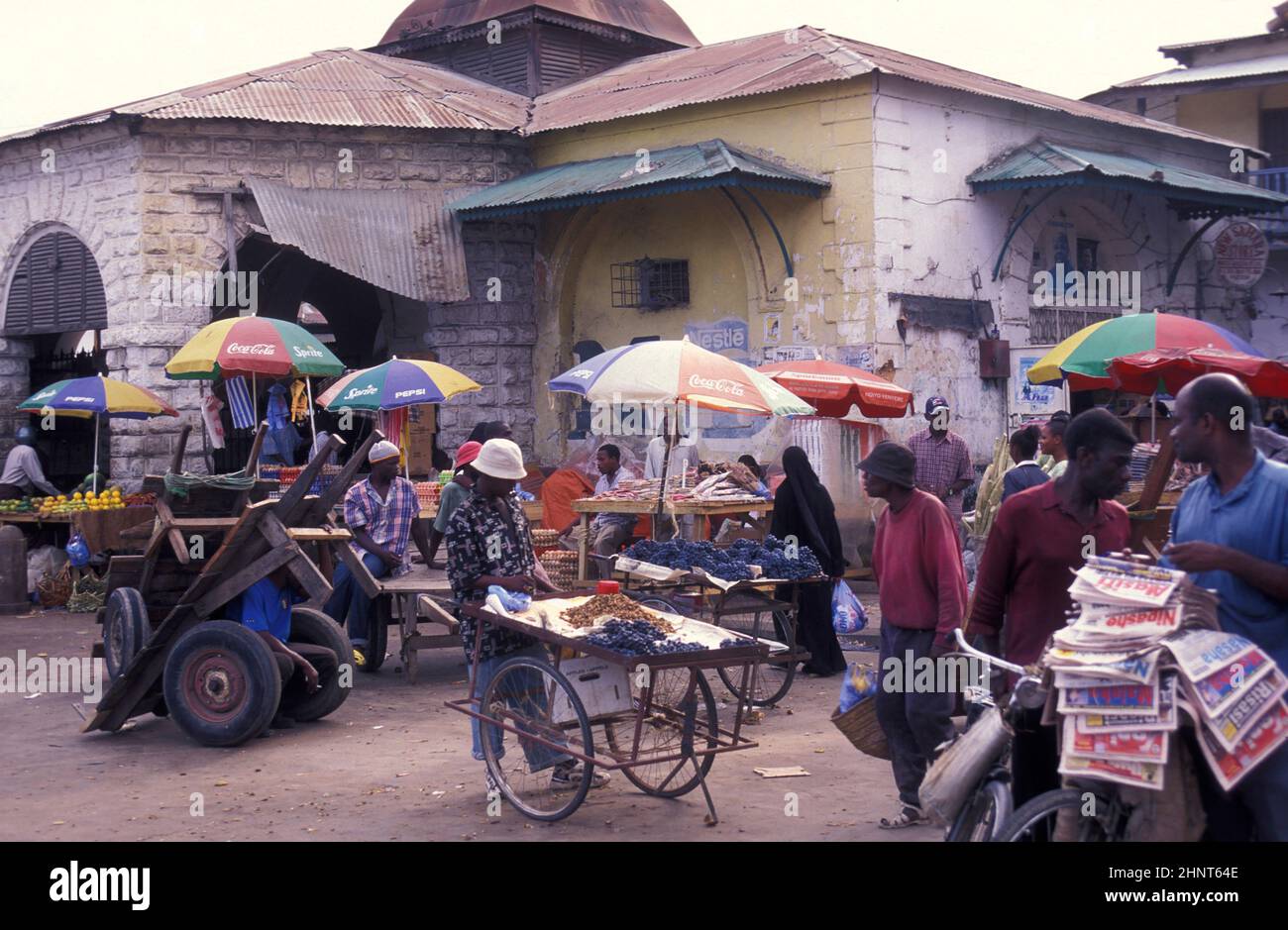 ZANZIBAR STONE TOWN MARKET Stock Photo - Alamy