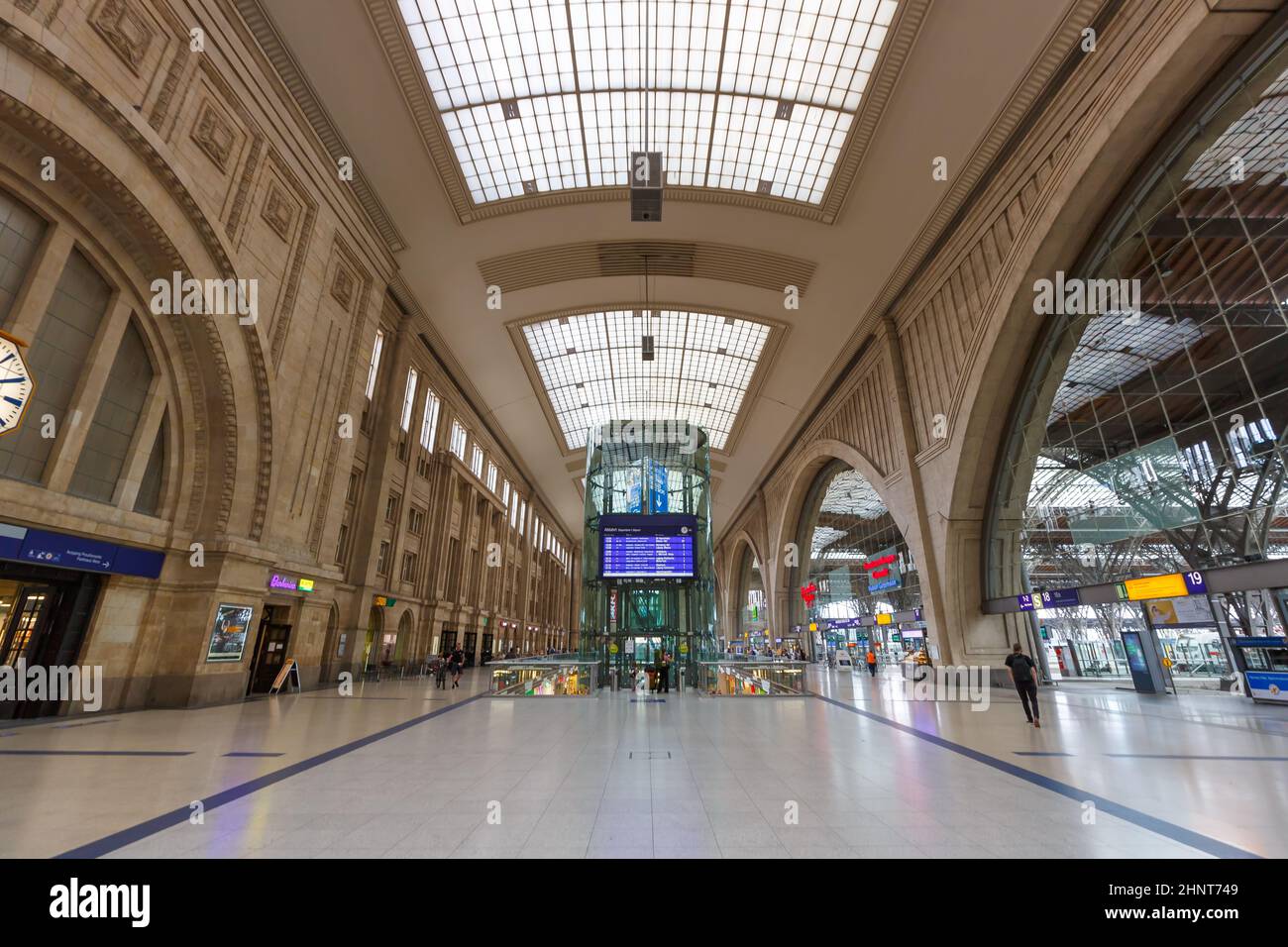 Hauptbahnhof station in leipzig hi-res stock photography and images - Alamy