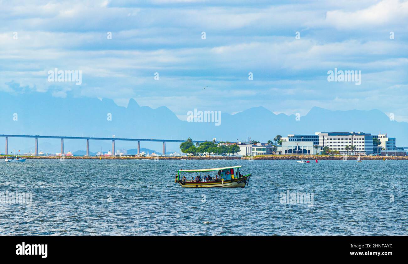 Rio de janeiro bridge hi-res stock photography and images - Alamy