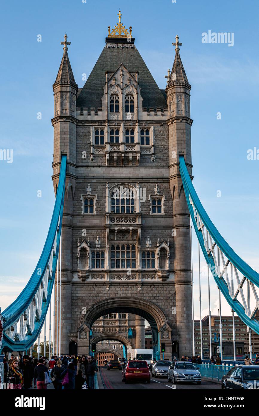 London england tower bridge hi-res stock photography and images - Alamy