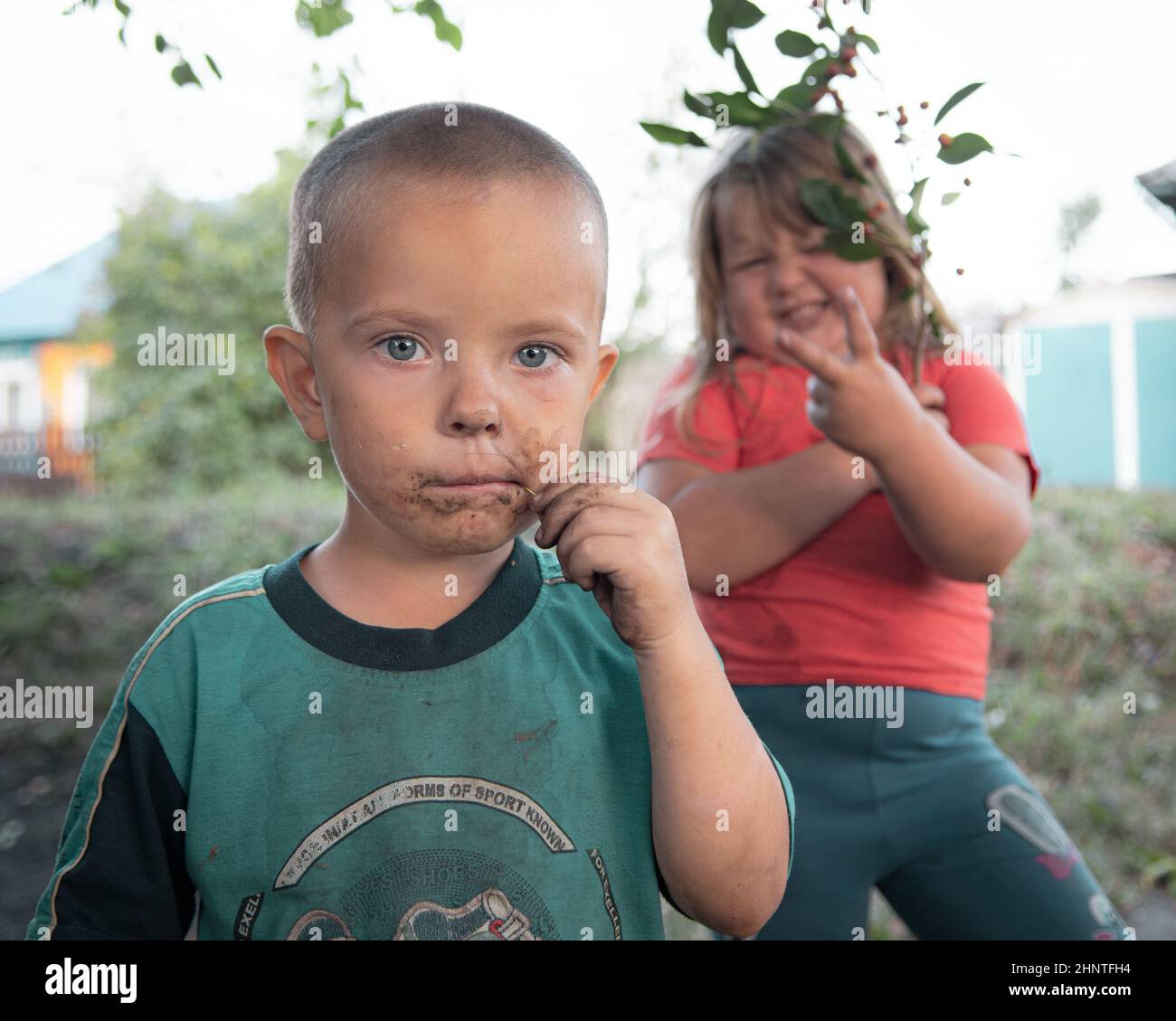 Children russia poverty hi-res stock photography and images - Alamy