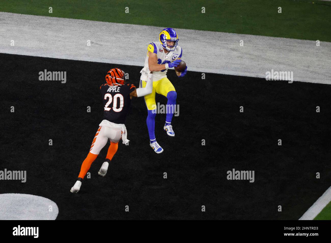 February 13, 2022 Los Angeles Rams wide receiver Cooper Kupp (10) makes ...