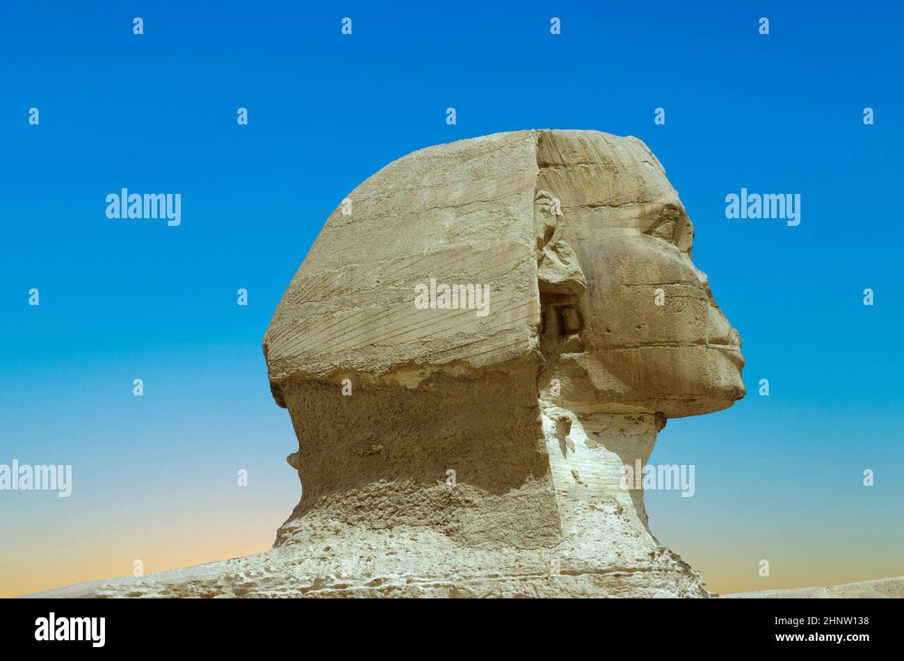 The full profile of the Great Sphinx in in Giza Stock Photo - Alamy