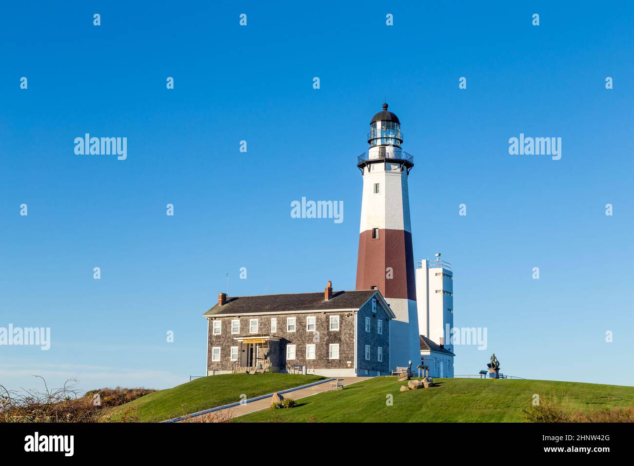 Atlantic ocean waves on the beach at Montauk Point Light, Lighthouse ...