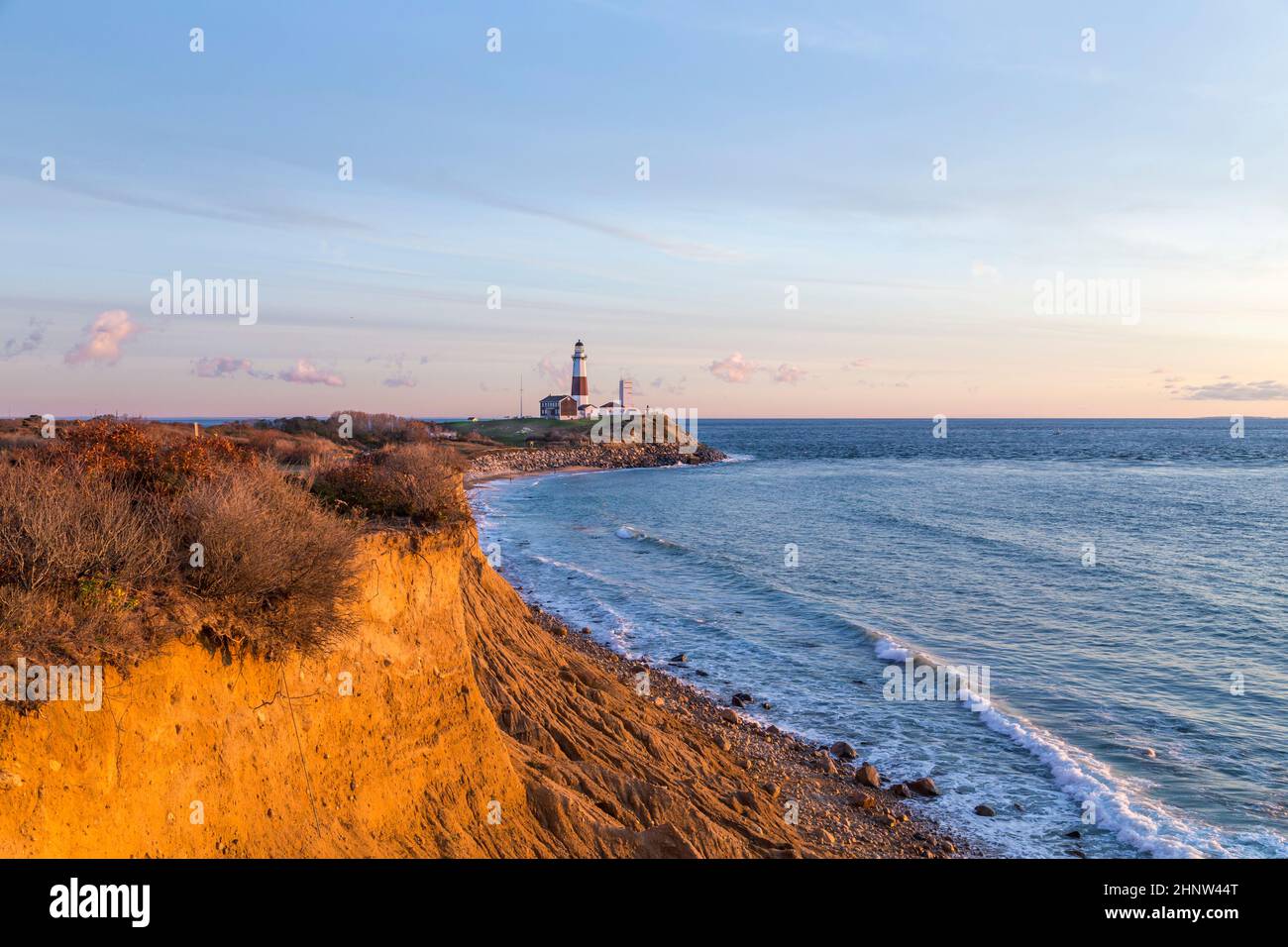 Atlantic ocean waves on the beach at Montauk Point Light, Lighthouse ...
