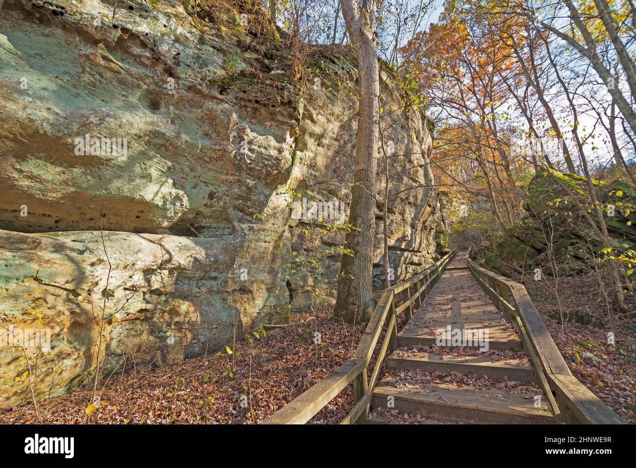 Sandstone bluffs in giant city hi-res stock photography and images - Alamy