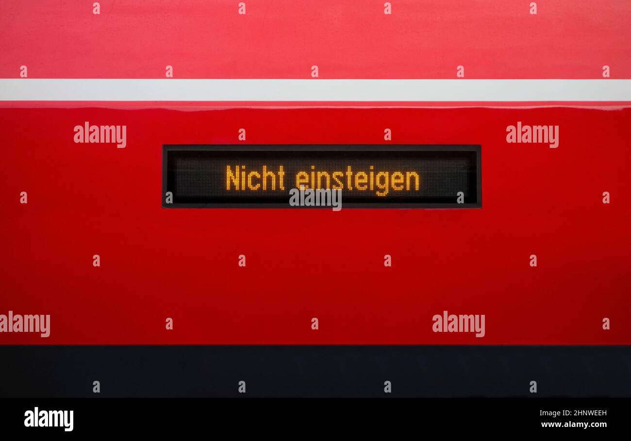 Nicht einsteigen hi-res stock photography and images - Alamy