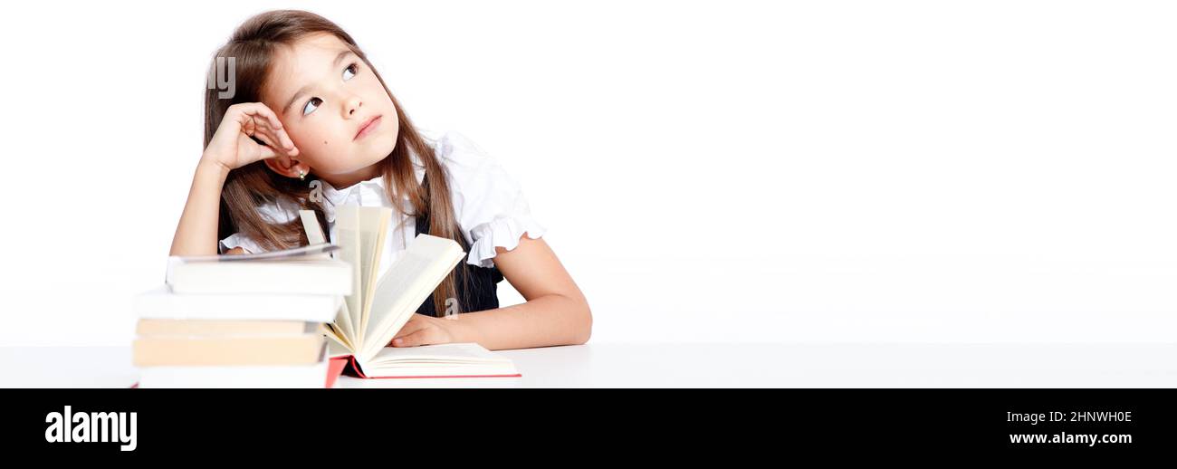 Back to school. Concept of education, reading and learning Stock Photo ...