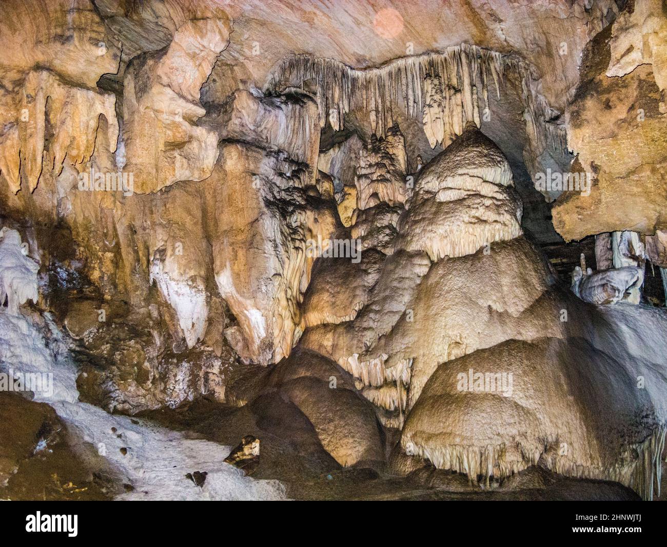 in the CRYSTAL CAVE in SEQUOIA national Park Stock Photo - Alamy
