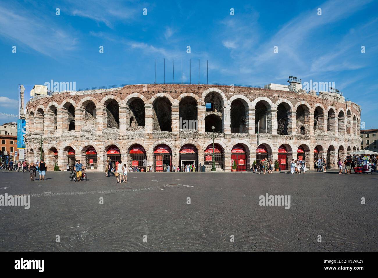 Arena di verona exterior hi-res stock photography and images - Alamy