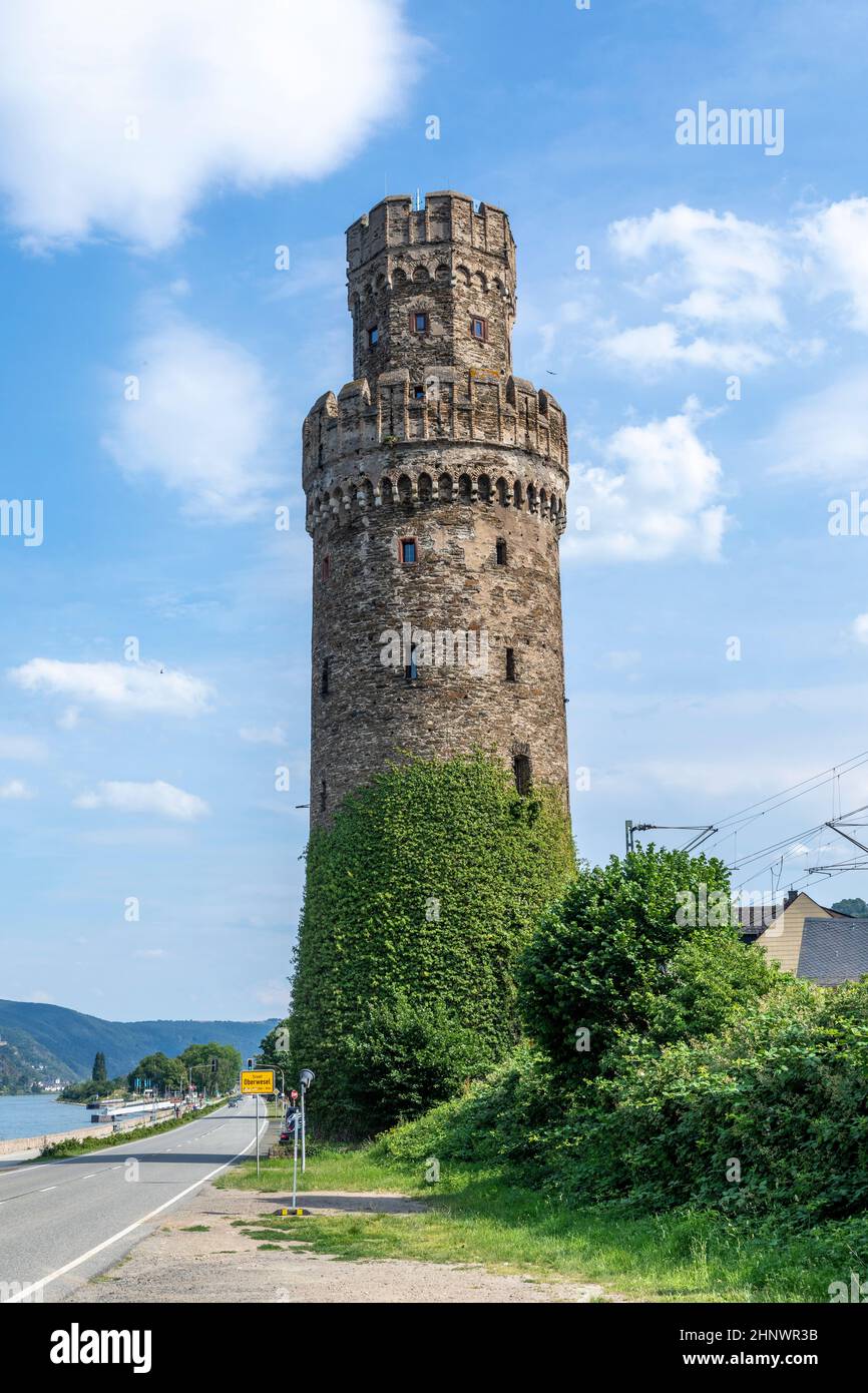 old watch tower at the river Rhine village of Oberwesel, Germany Stock ...