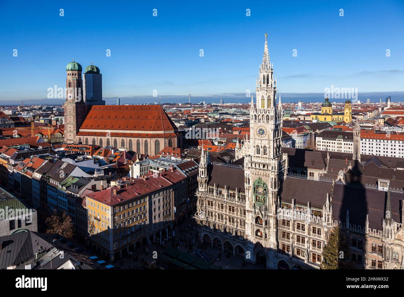 aerial of Munich in beautiful weather Stock Photo - Alamy
