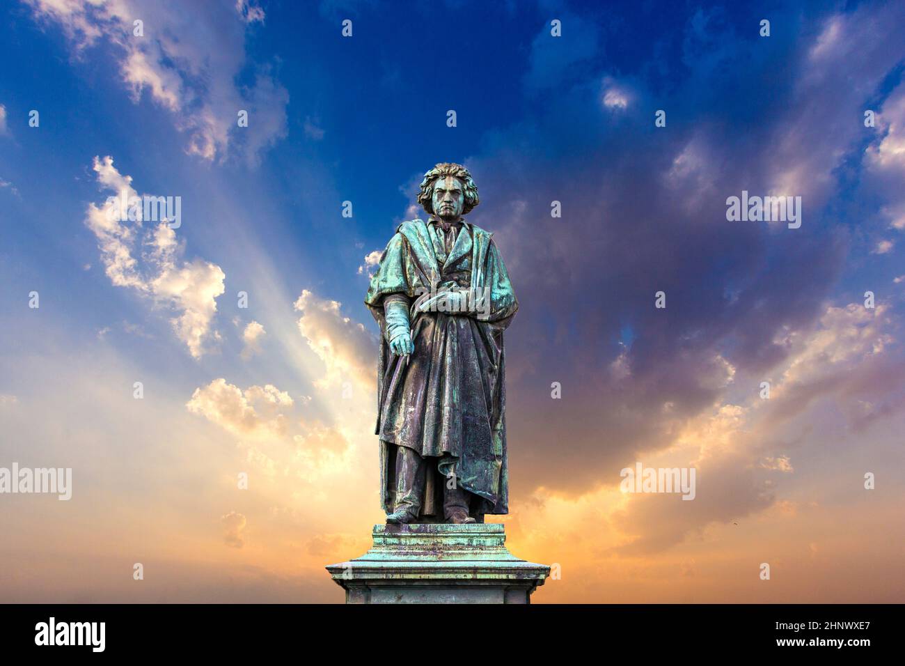 The Beethoven Monument on the Munsterplatz in Bonn, Germany Stock Photo ...