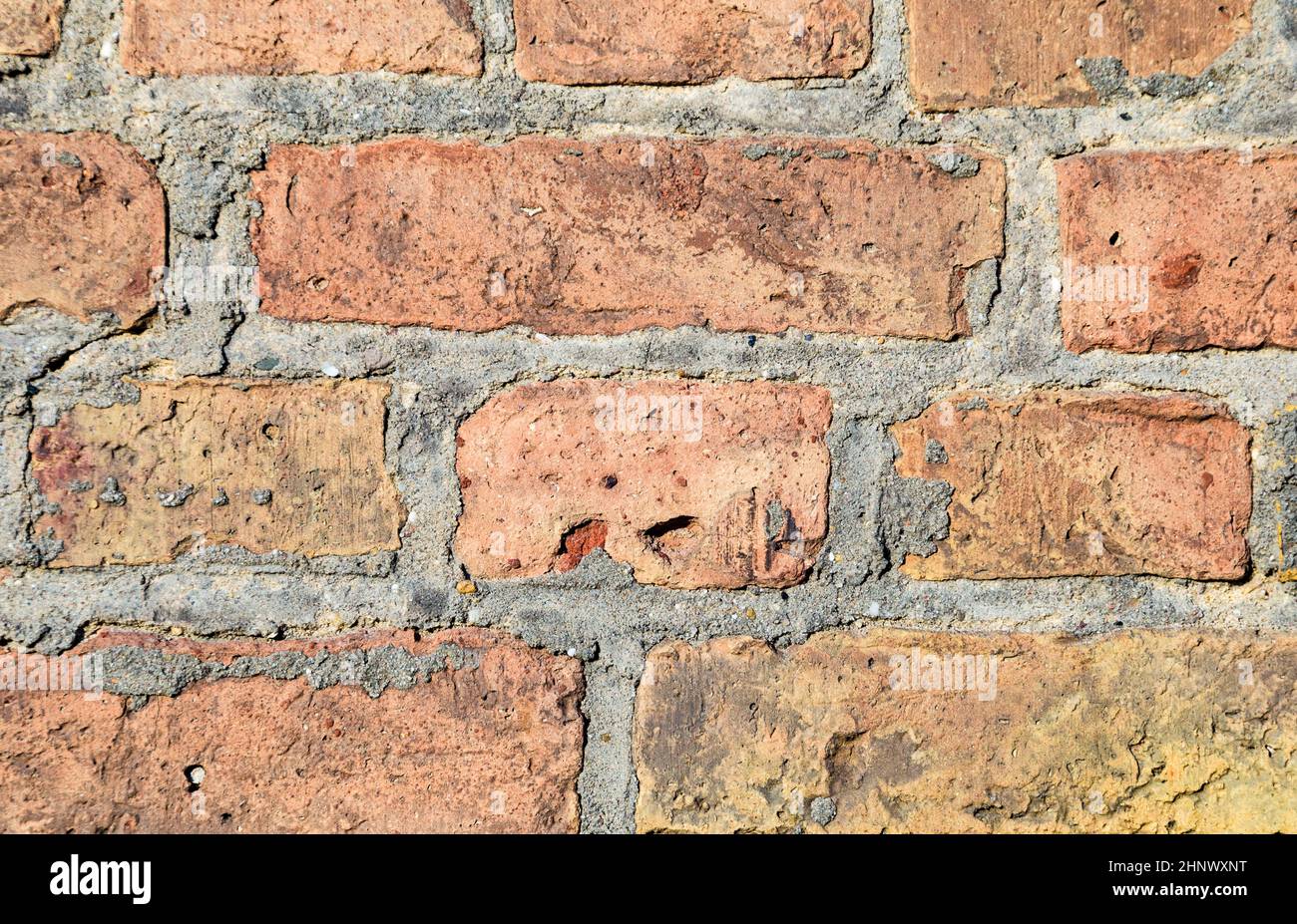 harmonic pattern of brick wall structure in red Stock Photo - Alamy