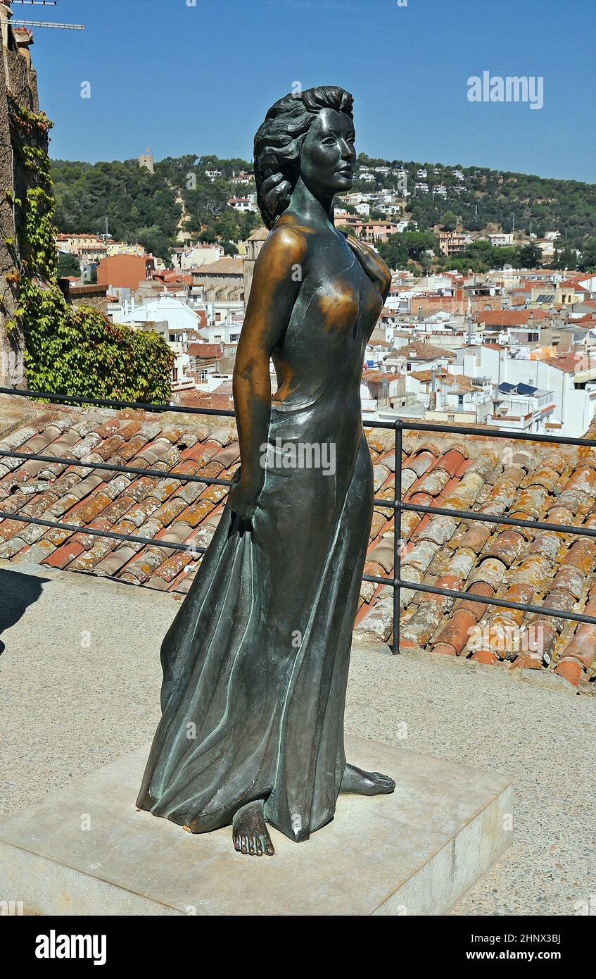 Statue Of Ava Gardner Hi res Stock Photography And Images Alamy Statue Of Ava Gardner Hi res Stock Photography And Images Alamy