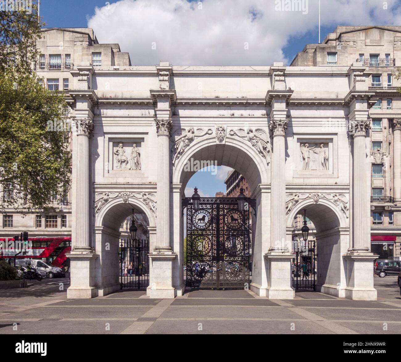 Marble Arch is a 19th-century white marble faced triumphal arch and ...