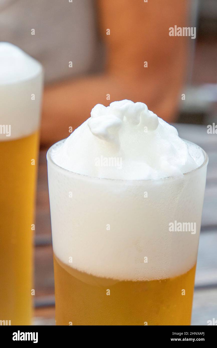Fresh draught cold beer macro hi-res stock photography and images - Alamy