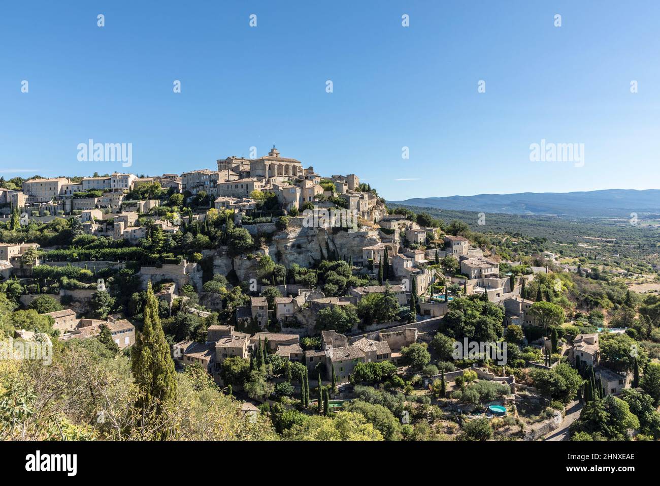 view to scenic village of Gordes, Provence, France Stock Photo - Alamy