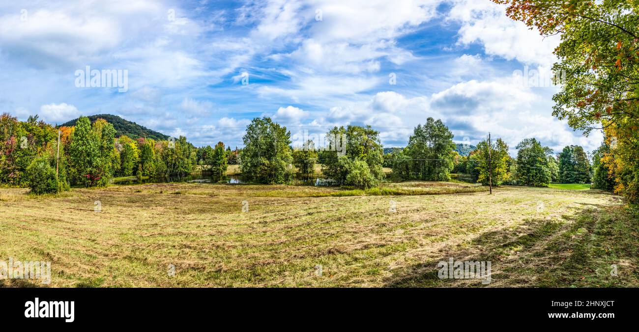 scenic landscape in the green mountains in Vermont, USA Stock Photo - Alamy